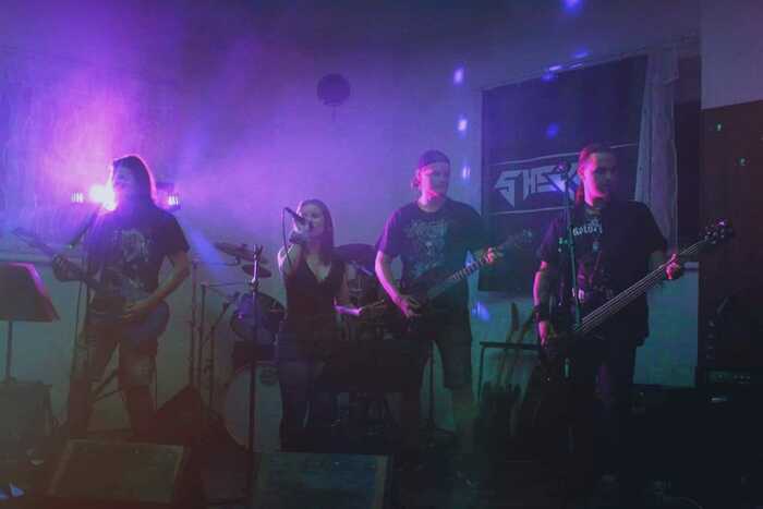 Repertoár :: Sheron - Zábavová kapela z Vysočiny